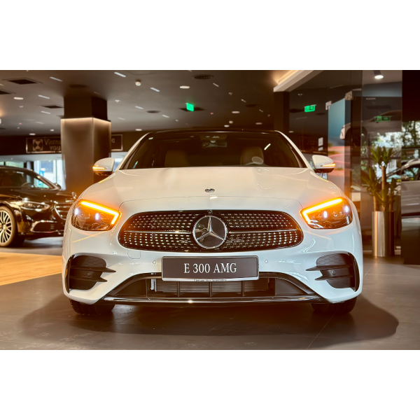 Mercedes-Benz E 300 AMG